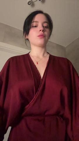 Alieyourgirl Aliebloms Tiktok