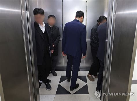 검찰 50억 클럽 권순일 전 대법관 압수수색 연합뉴스