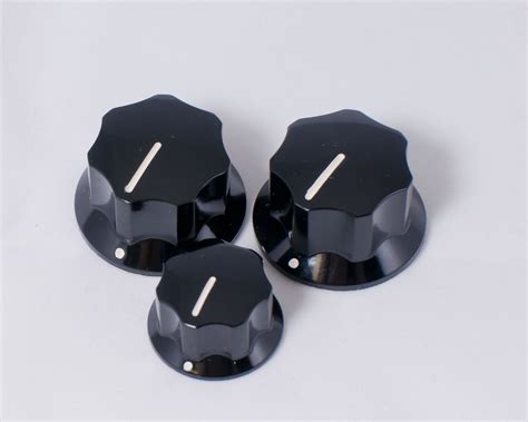 Cream Jazz Bass Knobs At Angela Bates Blog