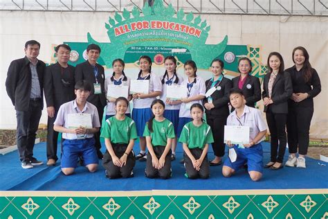 โรงเรียนเทศบาล 1 บ้านเก่า แสดงความยินดีกับนักเรียนจากการแข่งขันทักษะวิชาการ ในมหกรรมการจัด