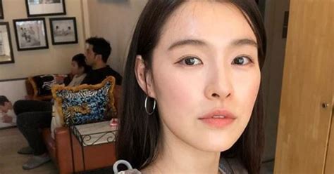 보기만 해도 흐뭇가희 둘째 아들 안고 꽃미모