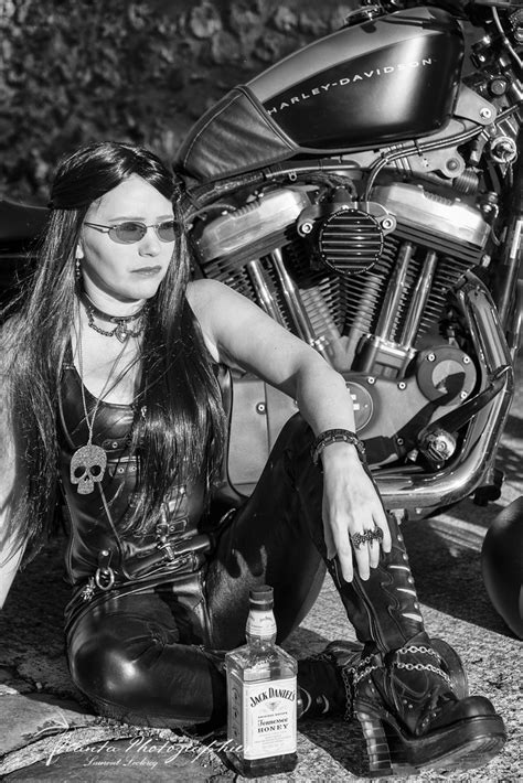 Harley Davidson Biker Girls