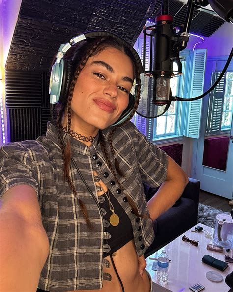 🐆 Lorena Medina 💘🎤🌈🌟 Itslorenamedina • Instagram Photos And Videos