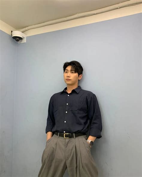 Yu Seong Yong Picture 유성용 Hancinema