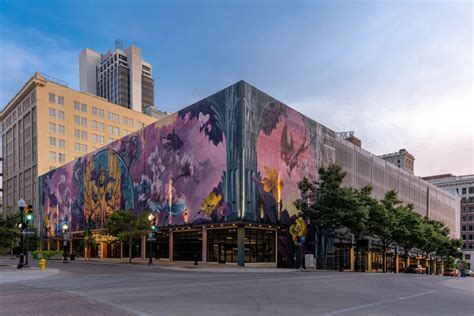 Murals In Downtown Tulsa Ok Public Art And Local Artists