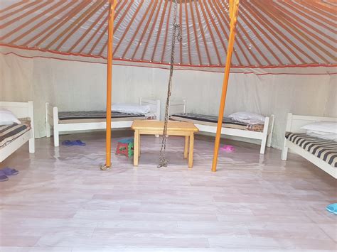 Говь Говь Хулан жуулчны бааз Gobi Khulan Tourist Camp
