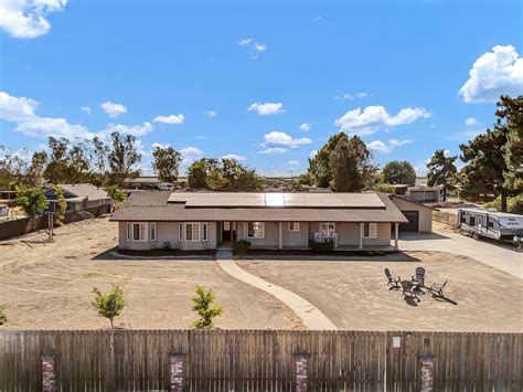 5916 W Caldwell Avenue Visalia Ca 93277 Zillow