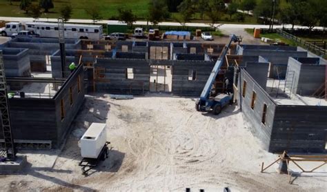 Worlds Largest 3d Printed Building Erected In Florida 3dnatives