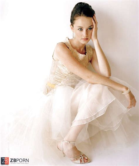 Alexis Bledel Y123 Zb Porn