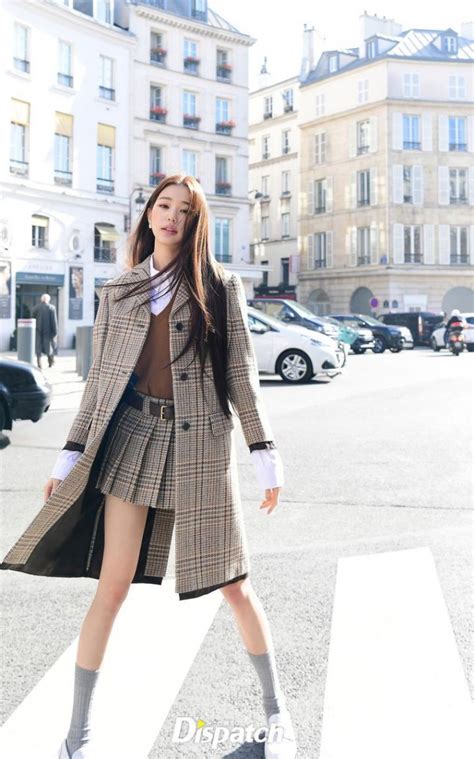 장원영 파리 프로모션 디스패치 화보  연예이슈 수다방 네모판