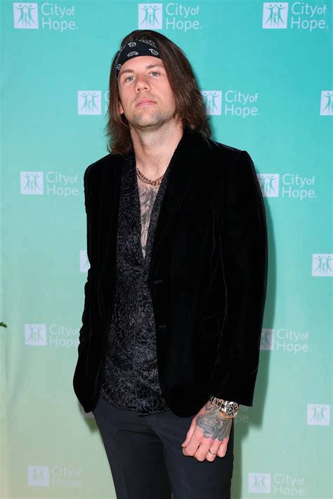 Who Is Beartooth Lead Singer Caleb Shomo What To Know About Musician