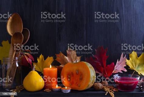 가 과일 야채 견과류와 선반에 장식 추수 감사절 배경가 개념 0명에 대한 스톡 사진 및 기타 이미지 0명 가을 곡초류 Istock