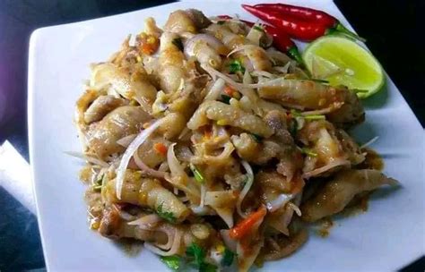 အညာမြေ ကြက်ခြေထောက်ရခိုင်သုပ်လေး လုပ်စားရအောင် 👉🏻ကြက်ခြေထောက် တ