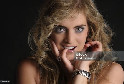 Wanita Nakal Foto Stok Unduh Gambar Sekarang 20 24 Tahun 20 29