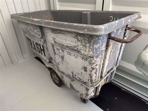 Rolling Garbage Dumpster Taylor Auction And Realty Inc