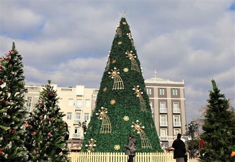 ქალაქ ოზურგეთში საახალწლო ღონისძიებები მიმდინარეობს ფოტოები გურიის მოამბე