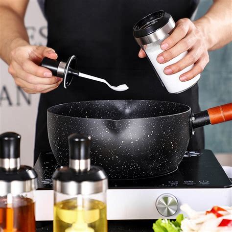 Badu Bg Ограничена промоция Капак Стъклен буркан за подправки с лъжица Бутилка за подправки