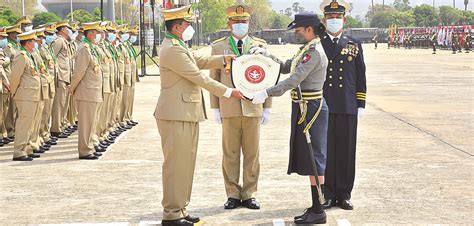 ၇၇ နှစ်မြောက် တပ်မတော်နေ့ စစ်ရေးပြ အခမ်းအနားတွင် ဆုရရှိသော စစ်ရေးပြတပ