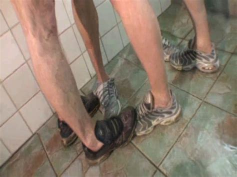 Sneakers Group Sex Gay Porn Video On Crunchbabe