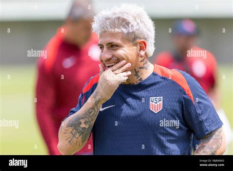 Palo Alto Ca June 14 Us Mens National Team Midfielder Diego Luna