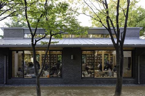 건축상 수상한 서울 자연친화 독서 명소 하퍼스 바자 코리아