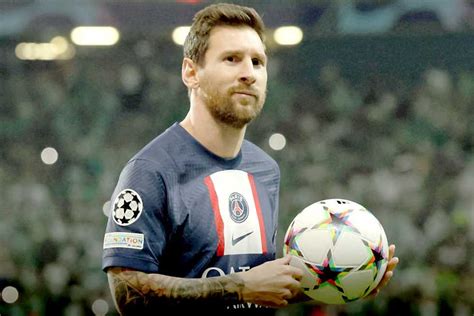 ميسي يقود إنتر ميامي لمواجهة فريقه القديم وديًا المصري اليوم