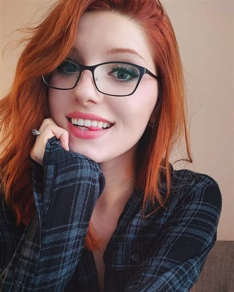Pretty Redhead With Glasses Redheadbeauties