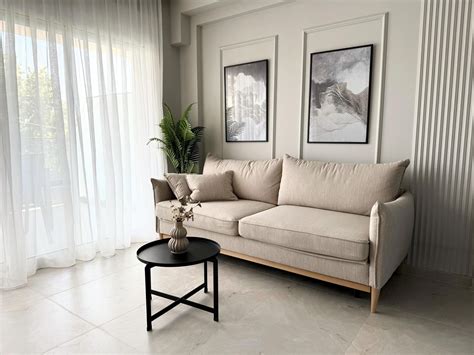 Me Mother Of Three Генерално земено книгите ми будат емоции и ми предизвикуваат солзи