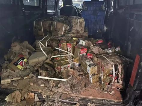 南昌朝阳江上院小区一地下储藏室墙壁被砸 取出333箱茅台凤凰网江西凤凰网