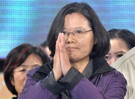 小英成讀稿機 因「最後一哩路」演講回響太巨大？
