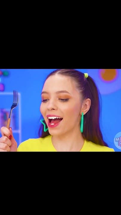 할머니가 팬케이크를 요리합니다 Youtube