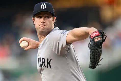 Mlb季後賽／洋基31擊敗皇家！cole投7局僅失1分 再闖美聯冠軍戰 Mlb 運動 Nownews今日新聞