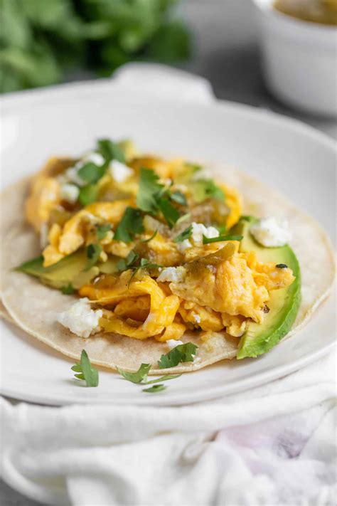 Scrambled Egg Tacos With Salsa Verde Delish Knowledge