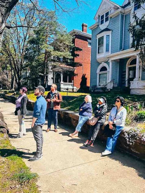 The Highlands Walking Tour Food History And Architecture Louisville