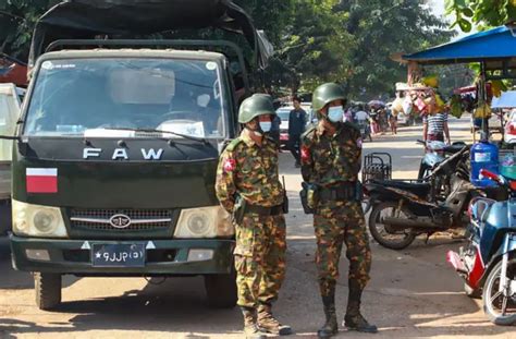 ရခိုင်စစ်ရေးကြောင့် ဧရာဝတီမှာစစ်ကြောင်းပြင် Bbc News မြန်မာ