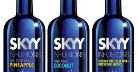 파인애플 코코넛 청포도 천연과일 담은 보드카 출시