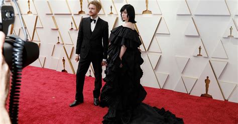 Is Billie Eilish Pregnant The Truth Behind The Pregnancy Rumors Thenetline