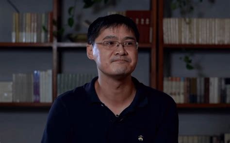 每个人都会有一段异常艰难的时光，生活的压力，工作的失意，学业的压力，爱的 哔哩哔哩