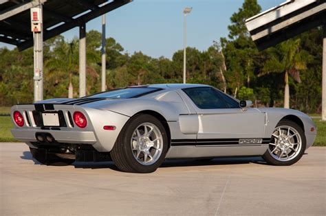 2005 Ford Gt Specs