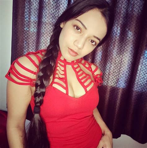 Mishti Basu Scrolller