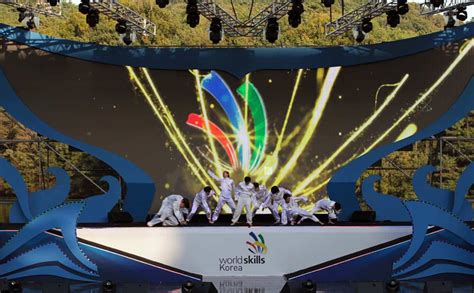 미디어퍼포먼스 오프닝 공연 엔딩 공연 제작 섭외 전문 Ver2024