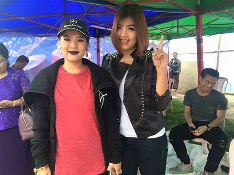 ညီအစ်မနှစ်ယောက်တူတူ သီချင်းတွေလုပ်နေတဲ့ စိုးပြည့်သဇင်နဲ့ စန္ဒီမြင့်လွင် Myanmarload