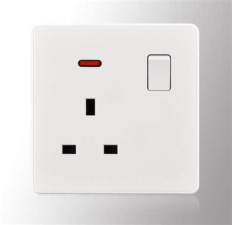 86 Type Ya White Belt Switch 13a British Square Hole Socket Wall Switch Socket Panel Wifor