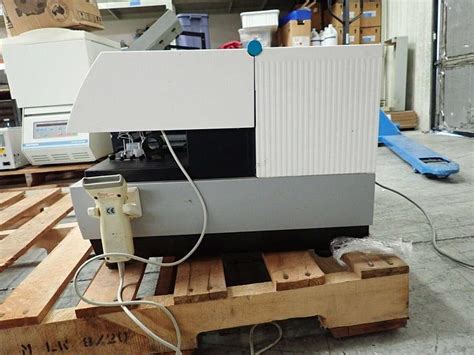 Used Roche Type Cobas Amplicor Pcr System Analyzer W Nec Bch5435 Kme