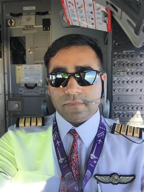 Mayank Goyal Aviation College Pilot Career Pilot Training