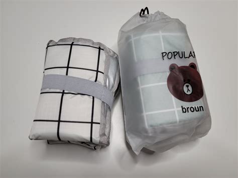 휴대용 야외용 미니 돗자리 피크닉 매트 방수기능 은박 야외 돗자리 1인 초경량 캠핑용품 에이블리