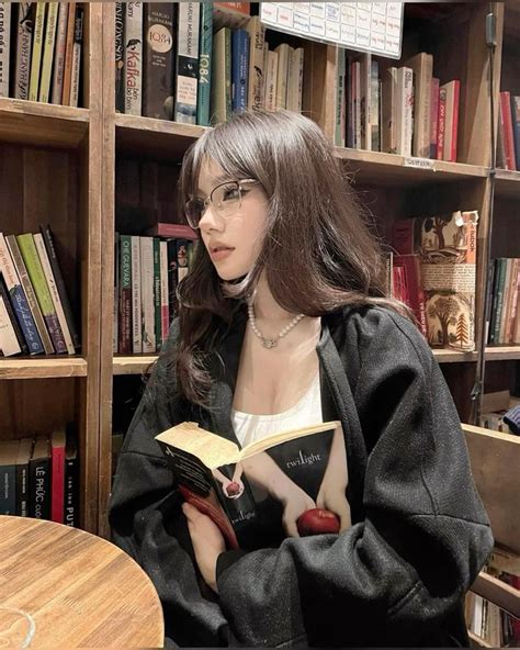 Avatar 🔥افتار بنات كول Selfie Ideas Instagram Photography Poses