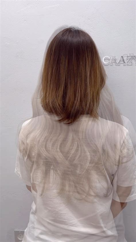 솜브레붙임머리 시술인치 20인치 숱추가 X 솜브레 염색후 히피펌을 하셔서 머리가 다녹으셨데요🥲 남아있는 솜브레 염색에 맞춰서 솜브레 붙임머리컬러 시술