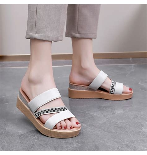 플랫 플랫 여성 웨지힐 통굽 슬리퍼 가죽 엄마룩 샌들 Mob2 티몬