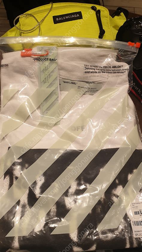 오프화이트 스프레이 페인팅 에로우 반팔 티셔츠 L10 티셔츠캐쥬얼의류 중고나라